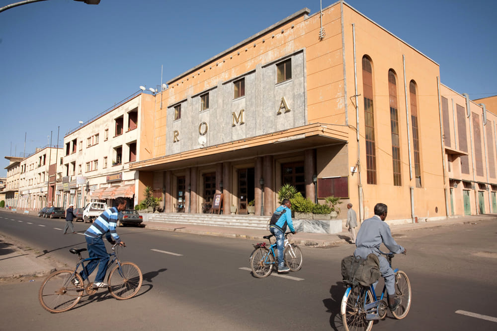 La lingua italiana degli asmarini | L'ITALIA COLONIALE